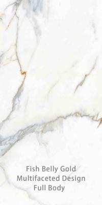 Cina Bianco e oro 900x1800MM Piastrelle di porcellana di superficie rocciosa per decorazioni moderne in vendita