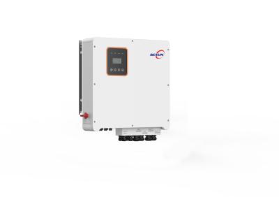 China Inversor híbrido trifásico de 6KW suportando saída de carga desequilibrada a 100% à venda