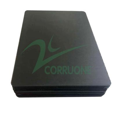 Cina L'OEM che il nero pp ha ondulato il polipropilene del favo dello strato riveste 4x8 in vendita