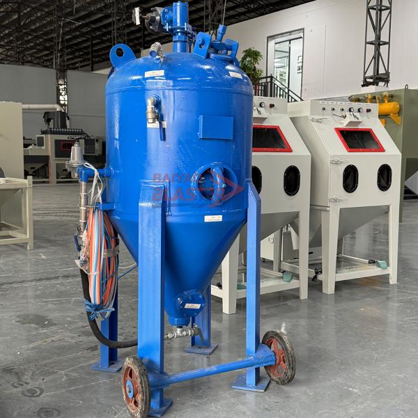 Quality Portable Sandblasting Pot High Pressure Wet Sandblasting Machine for sale