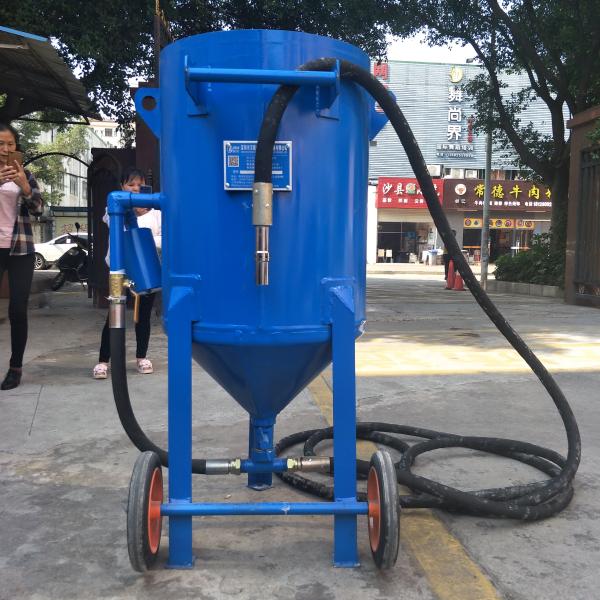 Quality Mobile Handle Portable Sandblasting Machine Wheel Sand Blasting Machine for sale