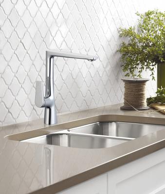 China Cold And Hot OEM Kitchen Sink Faucets Chrome Brass Single Lever for sale