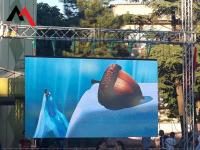 China P4mm Triangle Creative LED Video Wall Display Screen 700cd/m² Indoor Full Color for sale