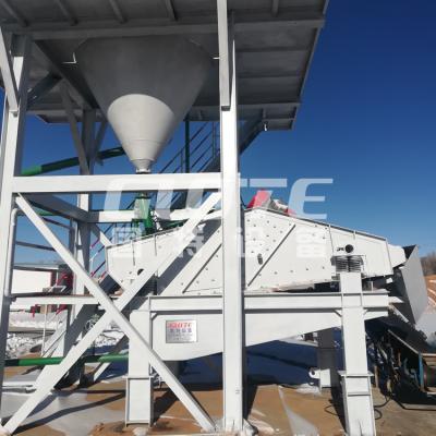 Cina 1-5 strati di deidratazione filtro di schermo a vibrazione lineare per separatore di sabbia fluviale a motore in vendita