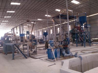 China Máquina de fazer areia com separador de gravidade para processamento de minério de ferro Triturador de pedra Linha 4 à venda