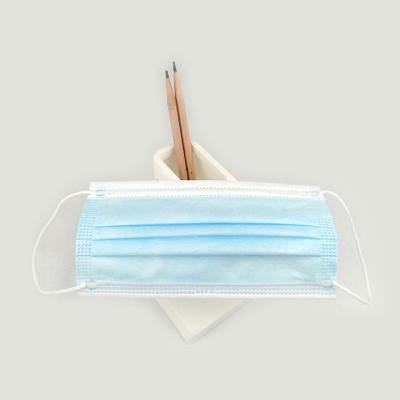 China Type IIR 3 Layers Dust Proof Medical Disposable Non Woven Mask for sale