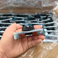 China Rustproof RSIC-1 Resilient Sound Isolation Clips Ceiling Flame Retarderd Drywall for sale