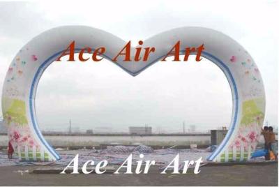 China custom giant wedding decorative inflatable heart arch with flower printing for sale for sale