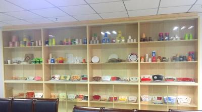 Cina Tazza di carta laterale di sensibilità media due che fa macchina per produzione della tazza di carta in vendita