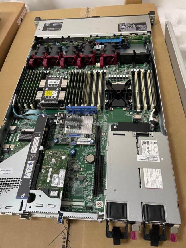 P19765-B21 P19766-B21 Rack Storage Server HPE ProLiant DL360 Gen10 Server 1