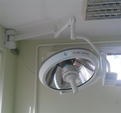 China G700 wall type shadowless operating Lamps/Operating room Halogen surgical lamps with camera/Cold light source LED lamps for sale