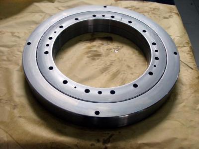 China Crossed roller bearing RA20013,200X226X13 MM,P4 P5 Grade for sale