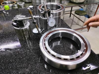 Cina Milling Spindle For High Loads Ball Bearing 7056ACDBP5 280*420*65mm in vendita