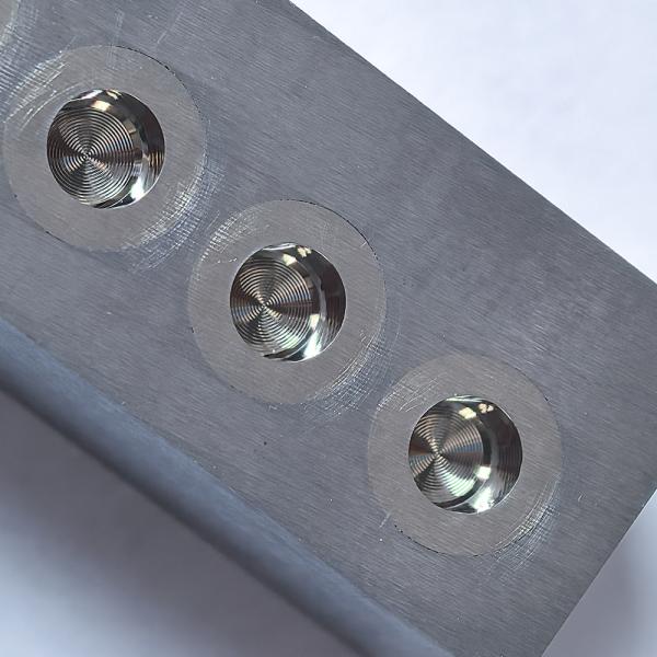 Quality High Precision CD Pattern Mirror Keypad Molds Customizable for Cavities Cores for sale