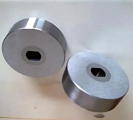Quality Custom Injection Mold Guide Pins Bushings Anti Rust S136 Steel for sale