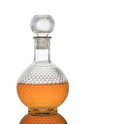 China Amazon hot selling clear wholesale empty whiskey glass wine bottles for sale