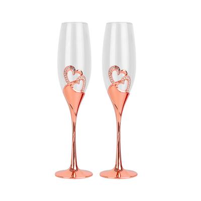 China Heart to heart Champagne glass Crystal glass wine glass Wedding gift Rose gold metal base set pair of goblet for sale