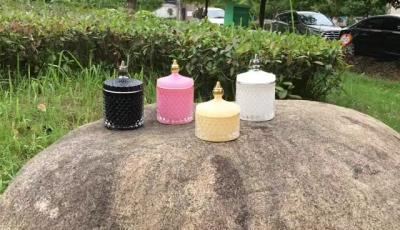 China JoeForG Luxury Gold Painted Glass Candle With Cover Aromatherapy Candle Jar for sale