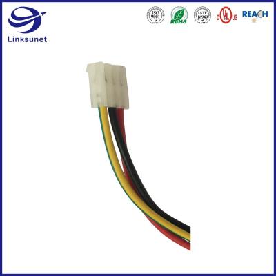 Cina Cablaggio di saldatura 1015 16AWG con i connettori del recipiente di 3.96mm KK 5239 in vendita