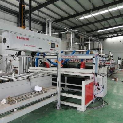 China placa do PVC de 1220mm WPC que faz a máquina para a mobília à venda