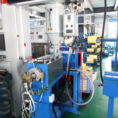 Cina 30 Linea Indoor Tight Buffer Fiber Optic Cable Manufacturing Machine Equipment in vendita