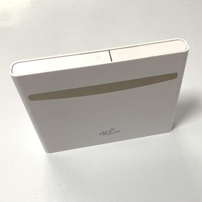 Cina 2.4GHz / 5GHz Frequenza 4G LTE CPE WiFi Router 50Mbps Uplink 150Mbps Downlink in vendita