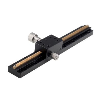 中国 Dovetail Trough Rack And Pinion Manual Stage Linear Sliding Long Stroke 販売のため