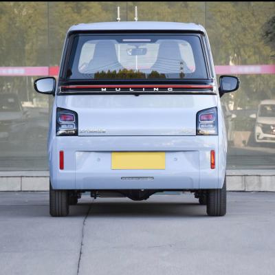 Cina 4 posti berlina EV veicolo elettrico minicar Wuling aria chiara cielo 100km/h in vendita
