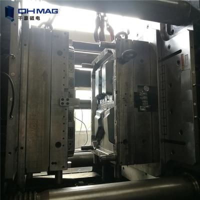 Cina Rilevazione magnetica di temperatura di spessore del sistema di bloccaggio 37mm della muffa del Alnico in vendita