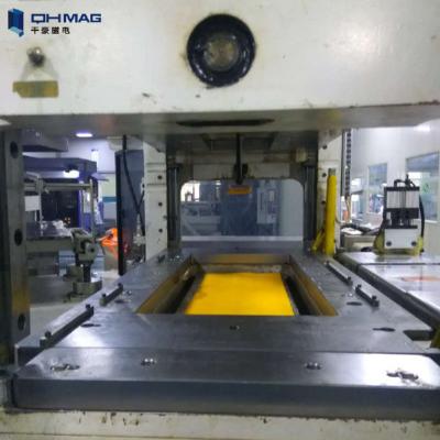 Cina L'OEM elettromagnetico di Chuck della fresatrice 52HRC ha accettato sicuro in vendita