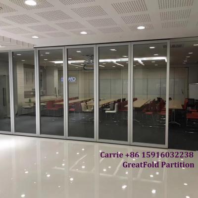 China Collapsing Movable Wooden Folding Partition Walls For Huge Area for sale
