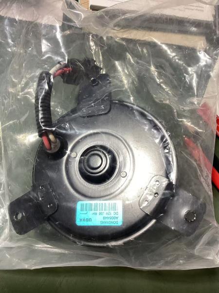 Quality Mazda Automotive Parts Engine Cooling Fan Motor PE21-15-150 for sale