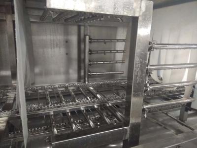 China Industriële automatische wasmachine voor plastic containers 18 kW vermogen en 215 kg capaciteit Te koop