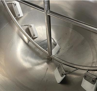 Cina Giubbotto per bevande alimentari Bottone per cucinare con agitatore e 400 kg di peso in acciaio inossidabile in vendita