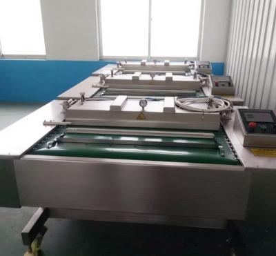 Cina Tassa di imballaggio tipo DZ1100 Cintura di rotolamento Macchina di imballaggio a vuoto continuo per Sal in vendita