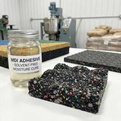 China Moisture Cure MDI PU Foam Adhesive Fast Demolding For Carpet Underlay / Cushions for sale