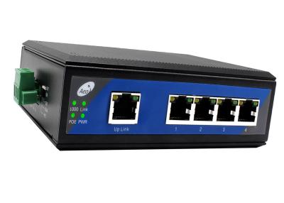 Cina Industrial 4 Port POE Switch With 1 10/100/1000Mbps Uplink Port in vendita