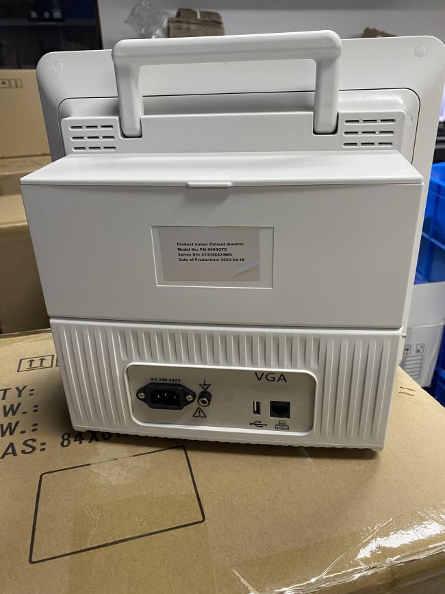 PM-9000GTE patient monitor side view