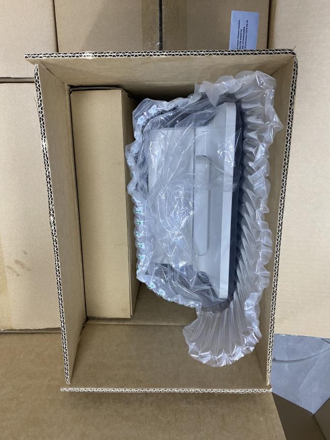 PM-9000GTE patient monitor in clinical setting