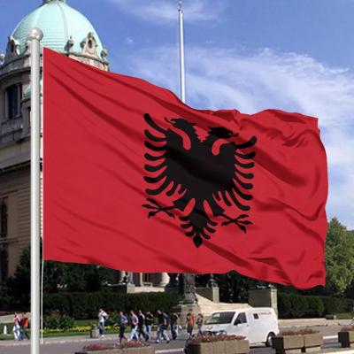 Cina CMYK Color Custom 3X5 Ft Flags 100% Polyester Albania Country Flag in vendita