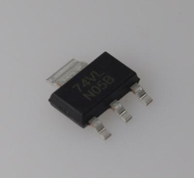 中国 LM1117IMPX-3.3 3.3V 固定出力 800mA LDO調節器 低脱出 (1.2V) 高精度 (±2%) 熱・電流保護 SOT-223 パッケージ セラミックコンデンサで安定 販売のため