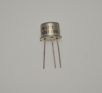 China 2N1711 NPN Transistor 50V/600mA 100MHz Frequency Low Saturation Voltage High Beta TO-39 Metal Package Industrial Temperature Range Reliable Switching General-Purpose Amplification for sale