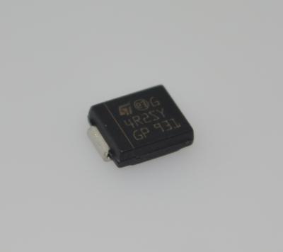 중국 초고속 75ns STTH4R02SY 4A 200V 전력 정정기 매우 낮은 Vf and Qrr 고온 작동 AEC-Q101 자격 하로겐 자유 ESD 견고한 DPAK 패키지 판매용