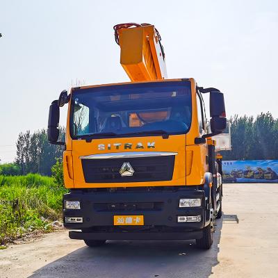 Cina il camion ad alta altitudine del camion dell'operazione di 50m ha montato l'uomo per sollevare il veicolo aereo dell'ascensore dell'asta in vendita