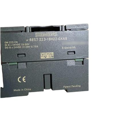 China S7-200 PLC 6ES7223-1BH22-0XA8 EM 223 24 VDC Comb Digital 8 Entradas/8 Saídas à venda