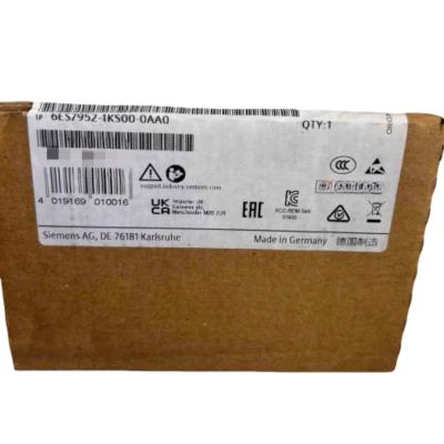 Cina SIEMENS 6ES7952-1KS00-0AA0 SIMATIC S7, MEMORY CARD MEMORY CARD FOR S7-400, LONG DESIGN, 5V FLASH EPROM, 16 MBYTE in vendita