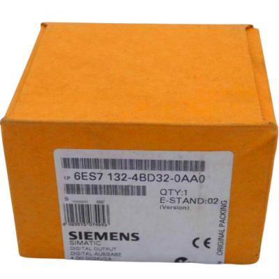 Cina SIEMENS 6ES7132-4BD32-0AA0 SIMATIC DP, 5 ELECTRONIC MODULES FOR ET 200S, 4 DO STANDARD 24 V DC/2 A, 15 MM WIDTH in vendita
