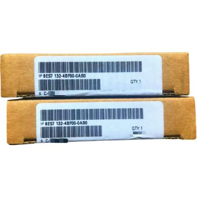 Cina SIEMENS 6ES7132-4BF00-0AB0 ELECTRONICS MODULE FOR ET 200S, 8 DO HIGH FEATURE 24 V DC/0.5 A, 15 MM WIDTH in vendita