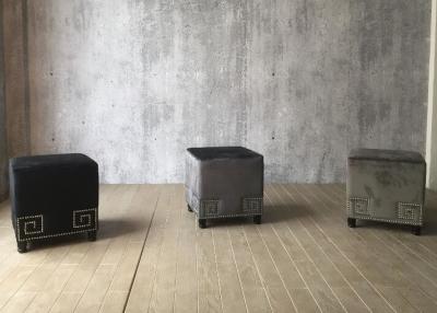 China Samt-Gewebe-Schlafzimmer-Osmane-Bank-Würfel für Enden-Bett, Grey Color zu verkaufen