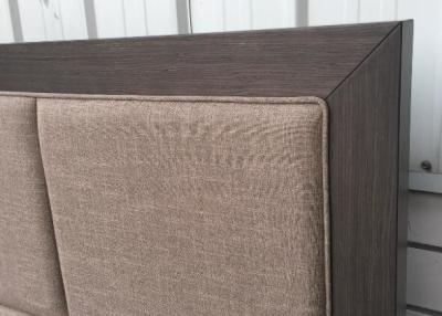 Cina Testate ricoperte di stile dell'hotel, piano di sostegno di legno del letto del MDF con il doppio perno in vendita